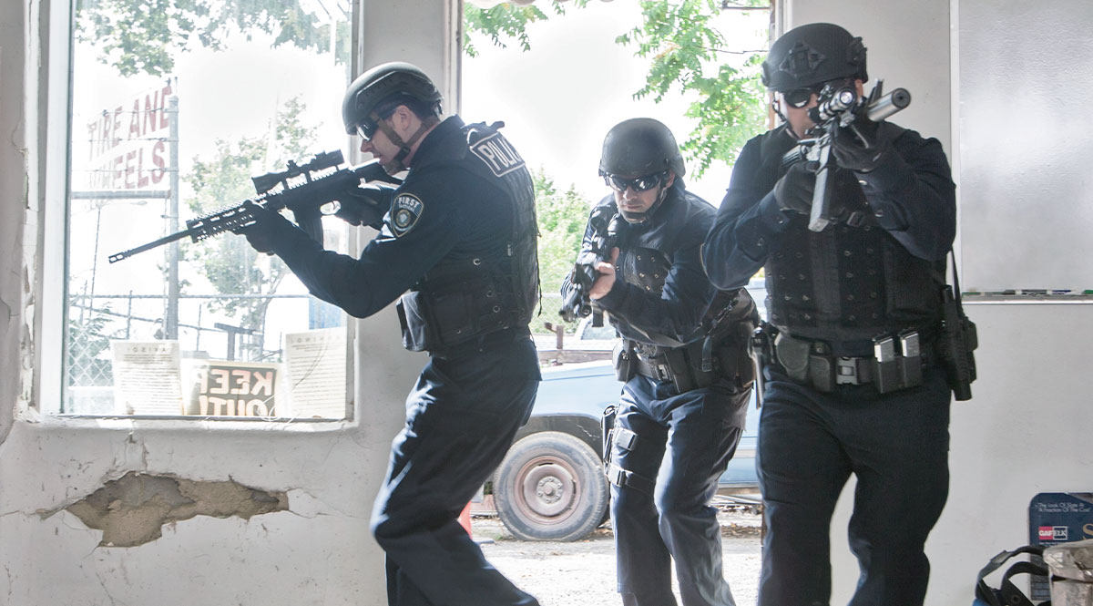 Officer’s Guide to Planning, Coordinating and Executing Drug Raids ...